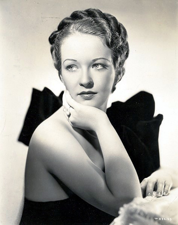 Hollywood actress/alumna goes from screen to classroom, University of ...