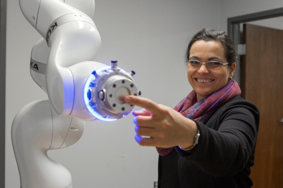 Meet your new robot co-workers, University of Cincinnati