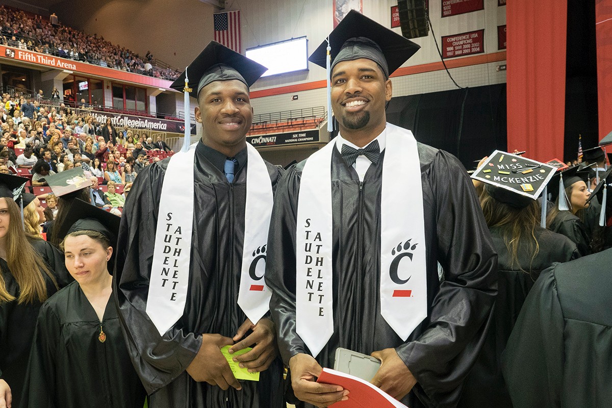 UC Spring Commencement 2016 Caps, University of Cincinnati