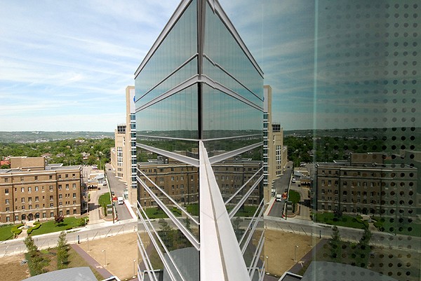 New medical facility on University of Cincinnati campus, University of ...