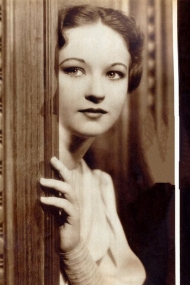 Hollywood actress/alumna goes from screen to classroom, University of ...